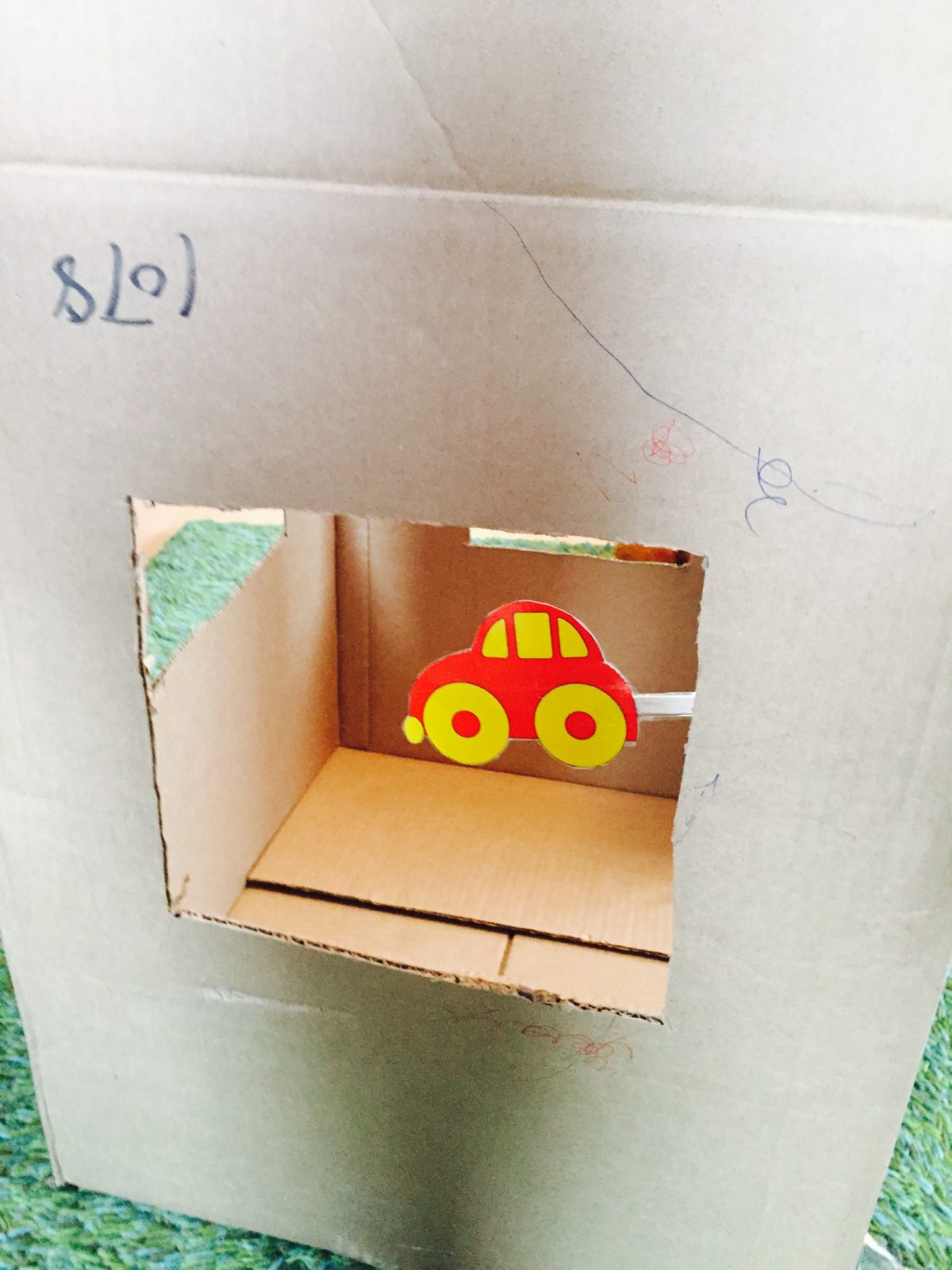 Cardboard house out of a box for a toddler. 6 play ideas – Chicklink